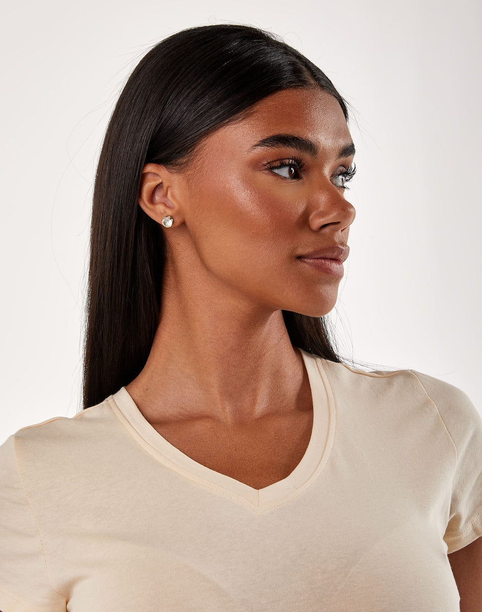 Red Fox V-Neck Tee – DTLR