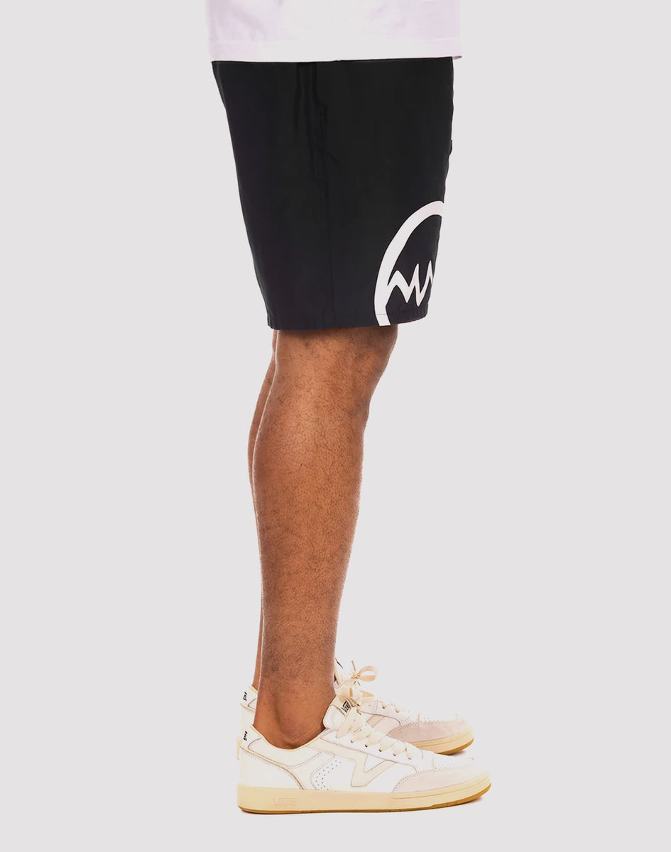 Akoo Snobby Shorts – DTLR