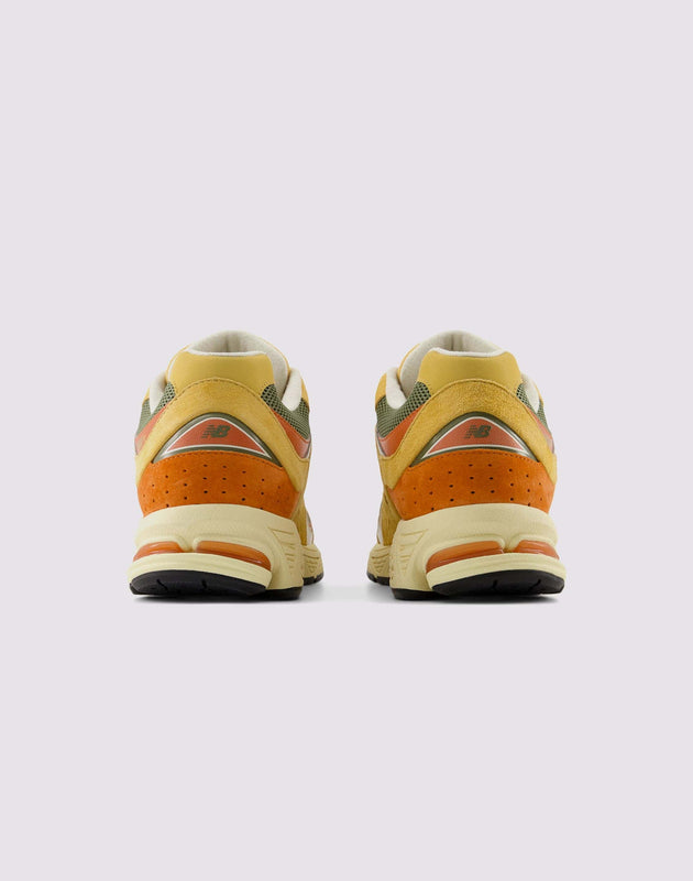 New Balance 2002R – DTLR