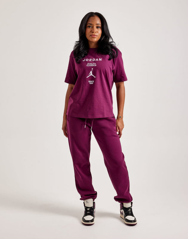 Jordan Girlfriend Tee – DTLR