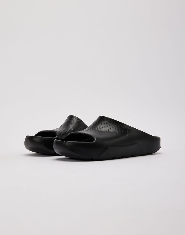 Jordan Post Slides – DTLR