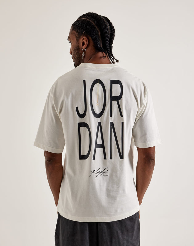 Jordan Graphic Tee – DTLR