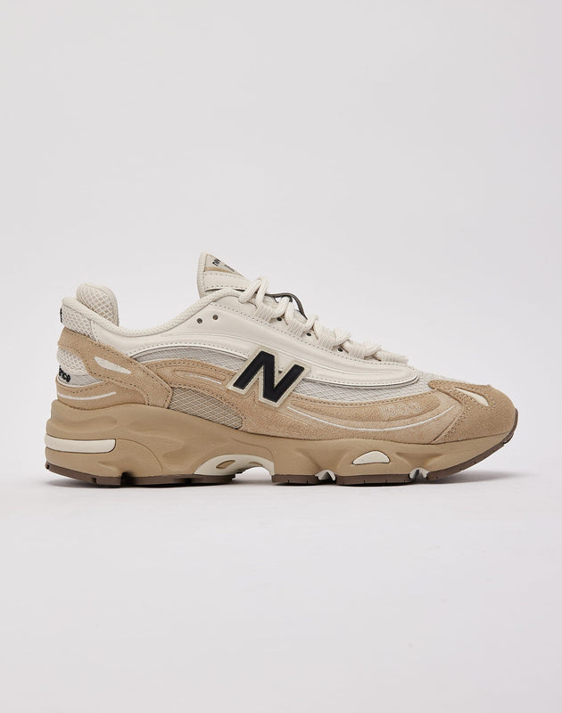 New Balance 1000 – DTLR