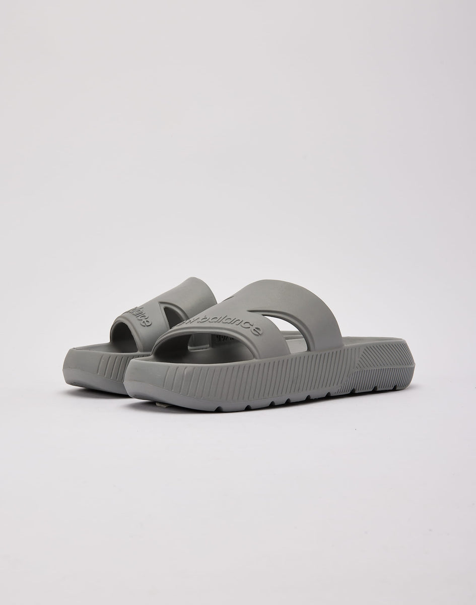 New Balance 200XL Slides – DTLR