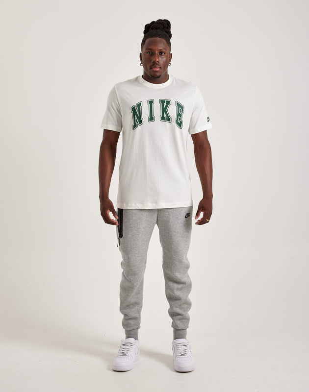 Nike Club Tee – DTLR