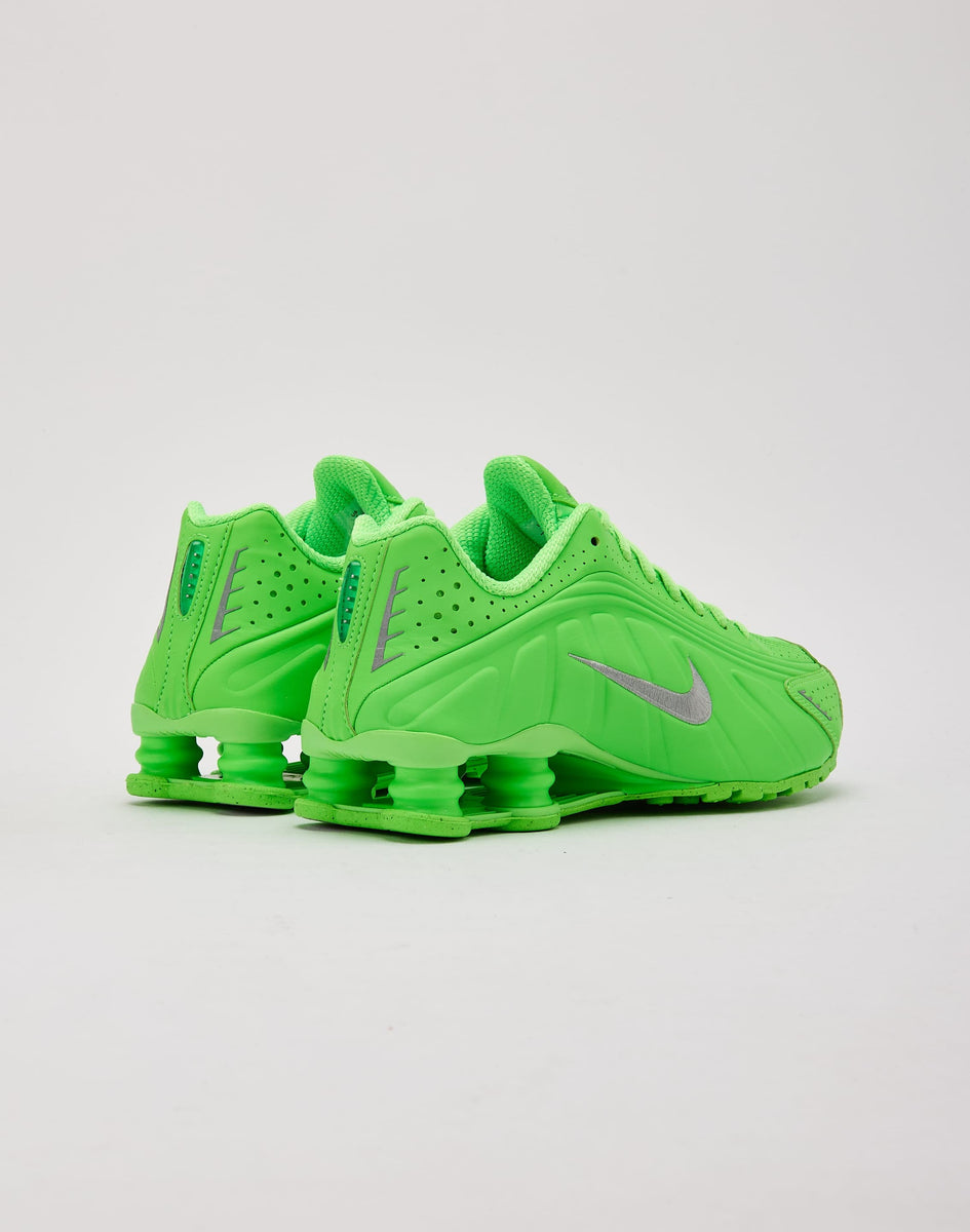 Nike Shox R4 – DTLR