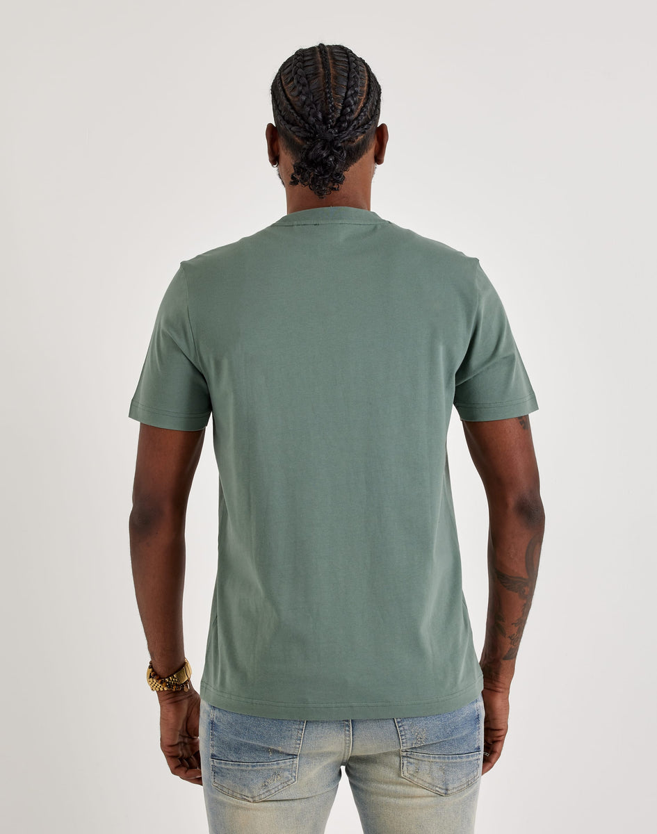 Boss Embossed Logo Tee – DTLR