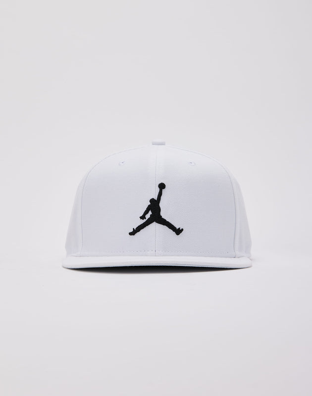 Jordan Pro Jumpman Snapback Hat – DTLR
