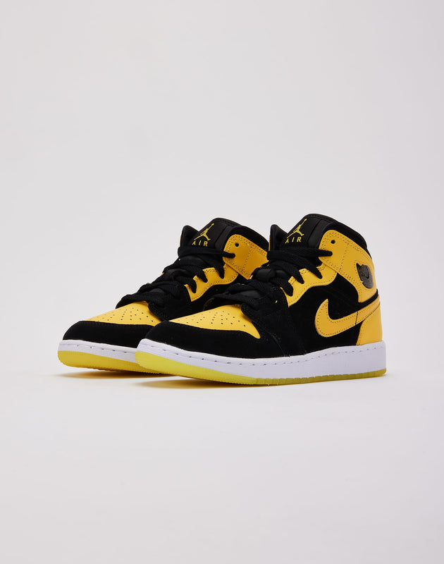 Jordan Air Jordan 1 Mid SE 'New Love' Grade-School – DTLR