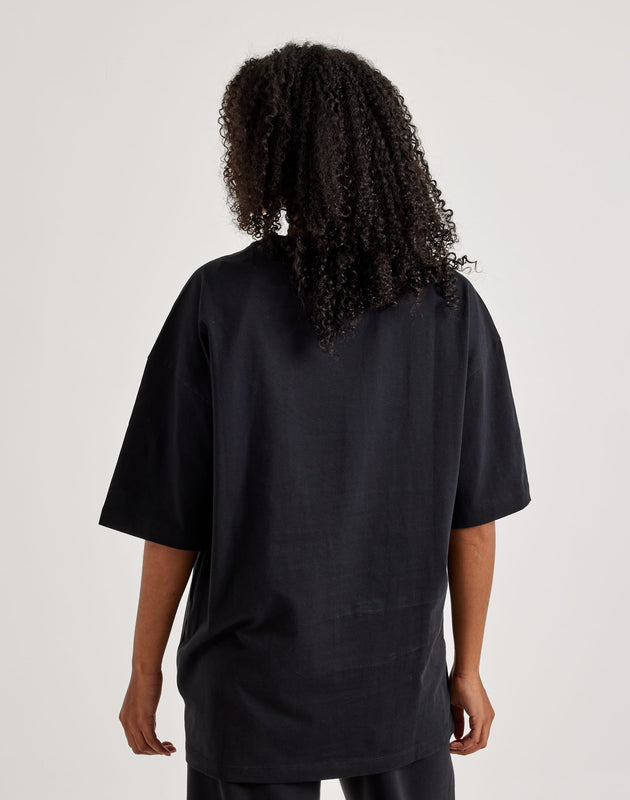 Nike Oversized Rhinestone Tee – DTLR