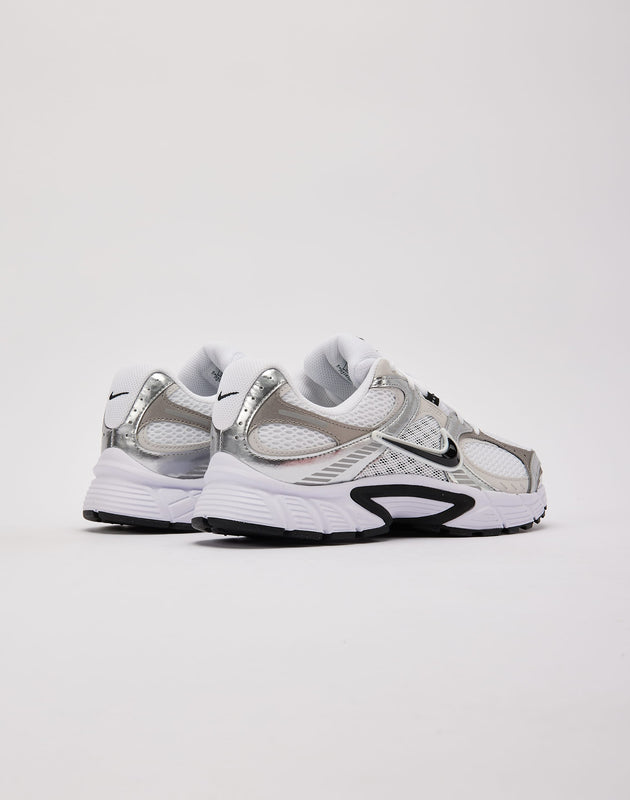 Nike V5 RNR – DTLR