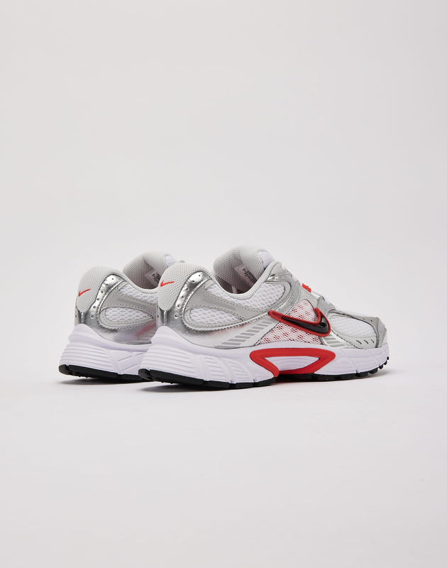 Nike V5 RNR – DTLR