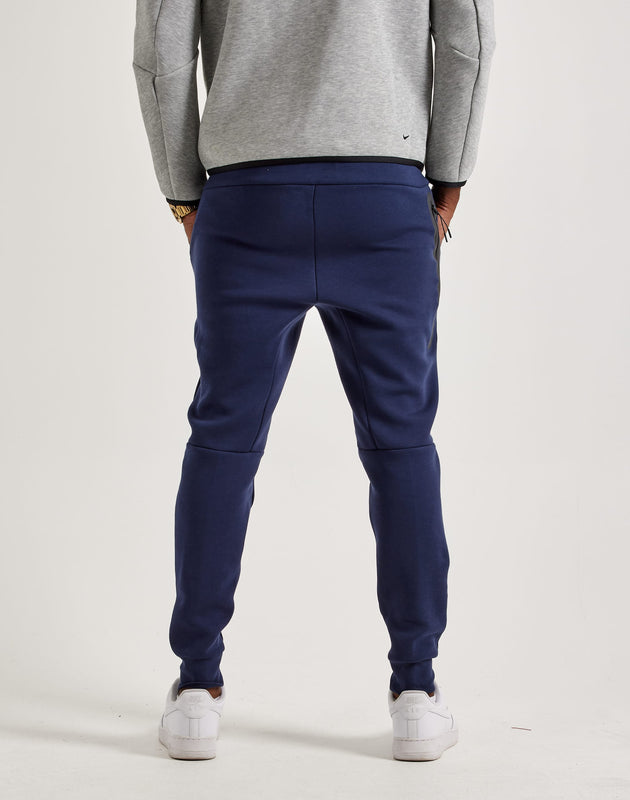 Nike Tech Fleece Joggers – DTLR