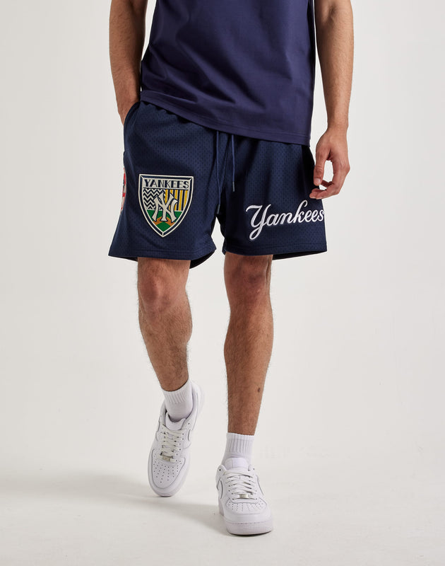 Pro Standard MLB New York Yankees Shorts – DTLR