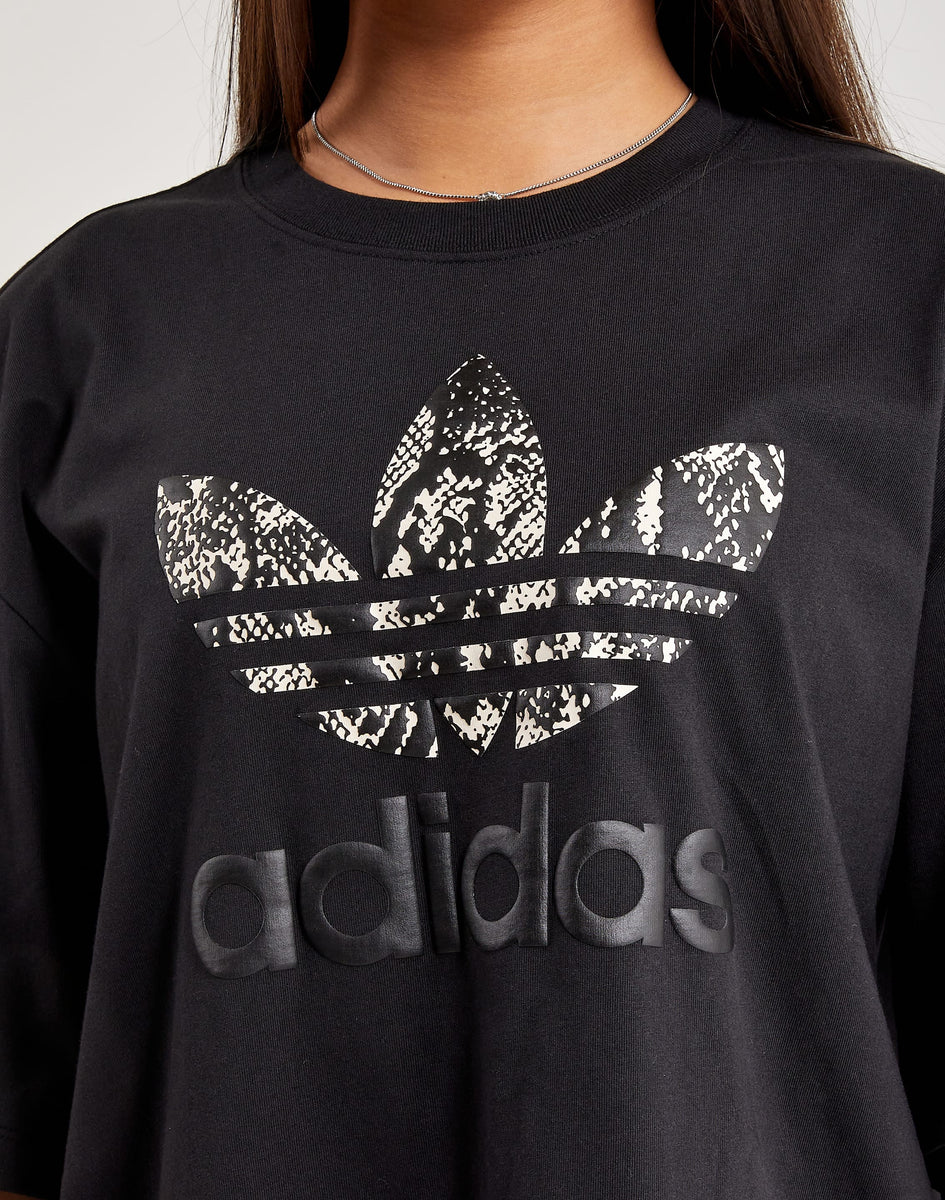Adidas Graphic Tee – DTLR