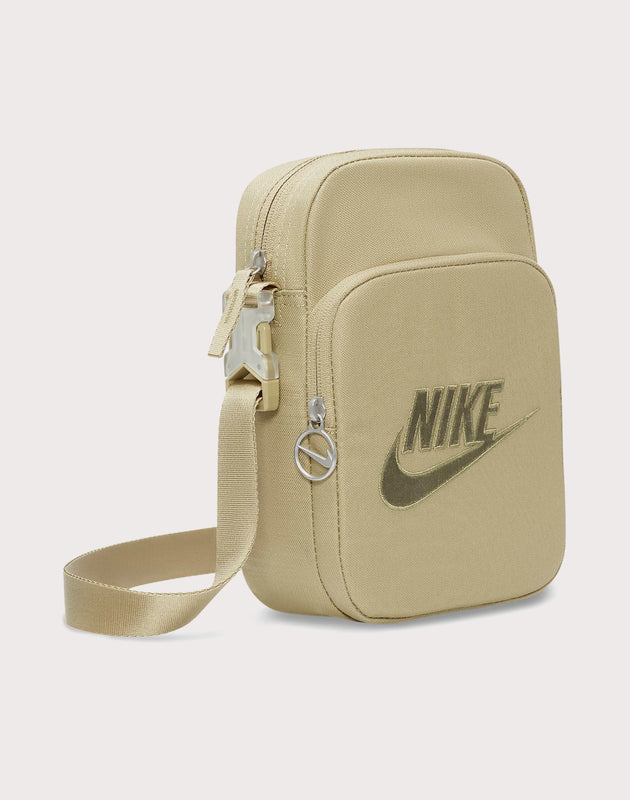 Nike Heritage Crossbody Bag – DTLR