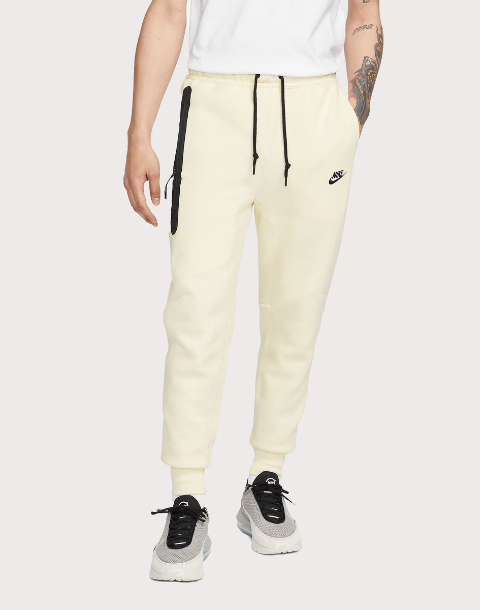 Nike Tech Fleece Slim-Fit Joggers – DTLR