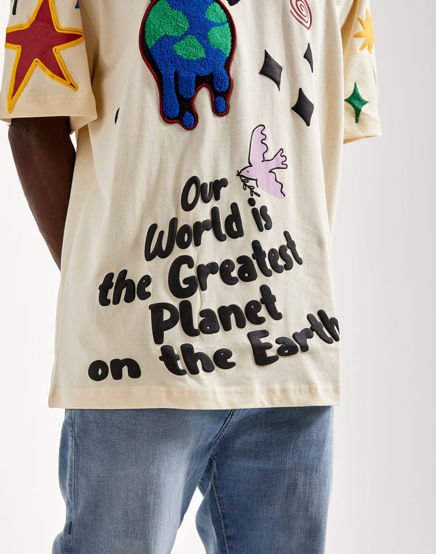 First Row Chenille Patch Graphic Tee – DTLR