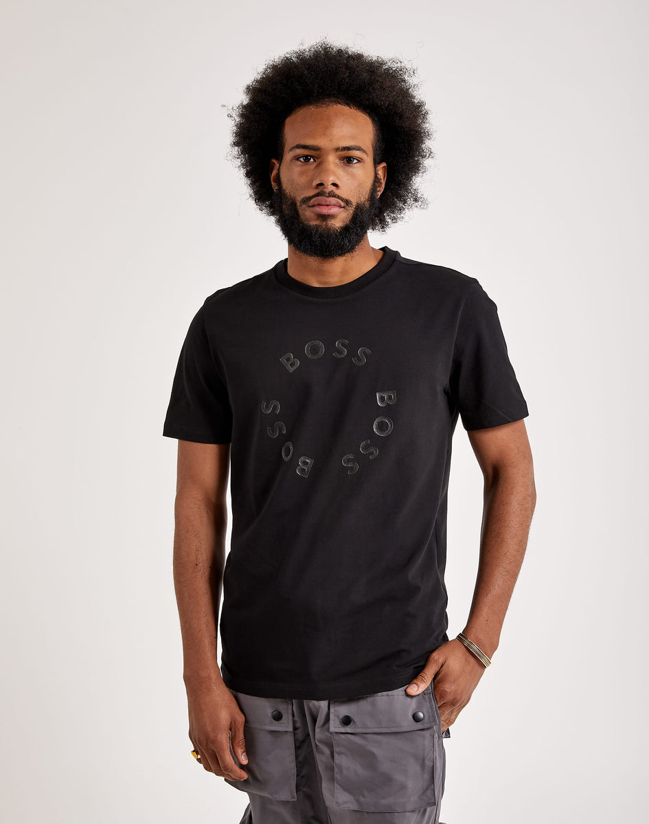 Boss Circle Logo Tee – DTLR
