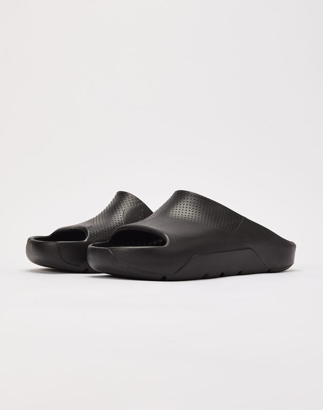 Jordan Post Slides – DTLR