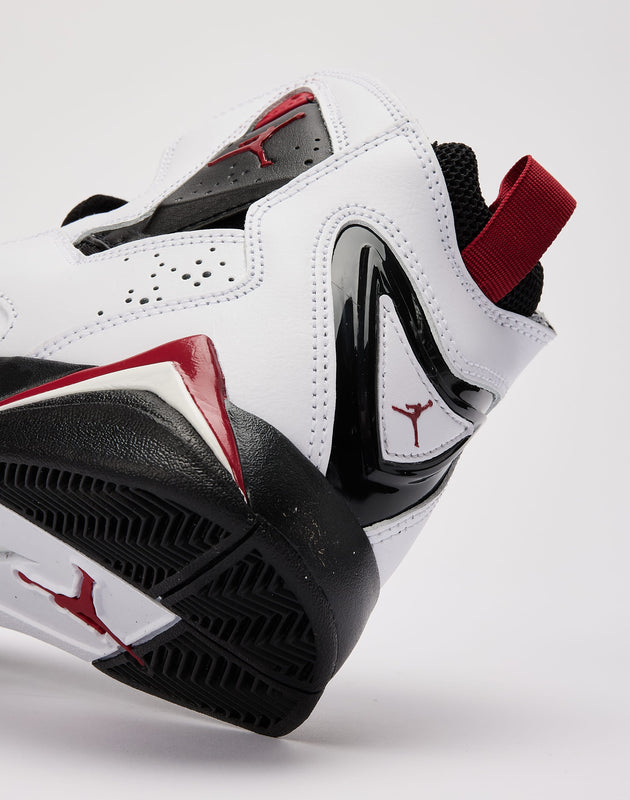 Jordan True Flight – DTLR