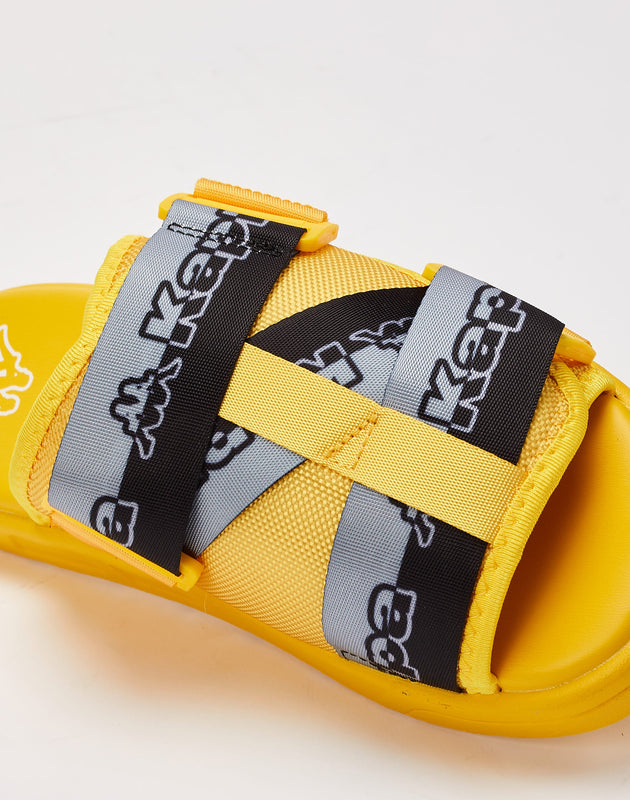 Kappa Logo Zirk 1 Slides Grade-School – DTLR
