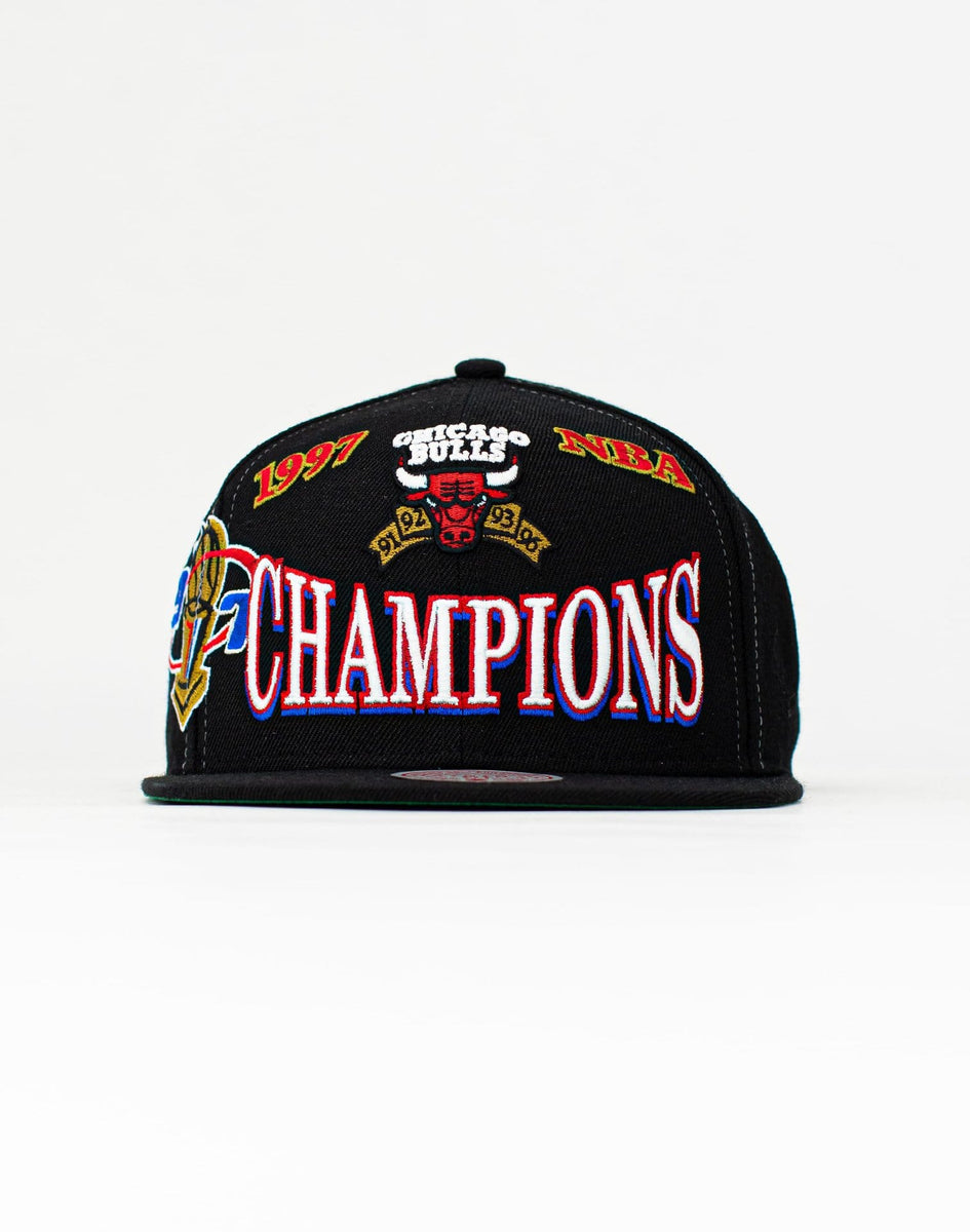 Mitchell & Ness NBA CHICAGO BULLS 97 CHAMPIONS HWC SNAPBACK – DTLR