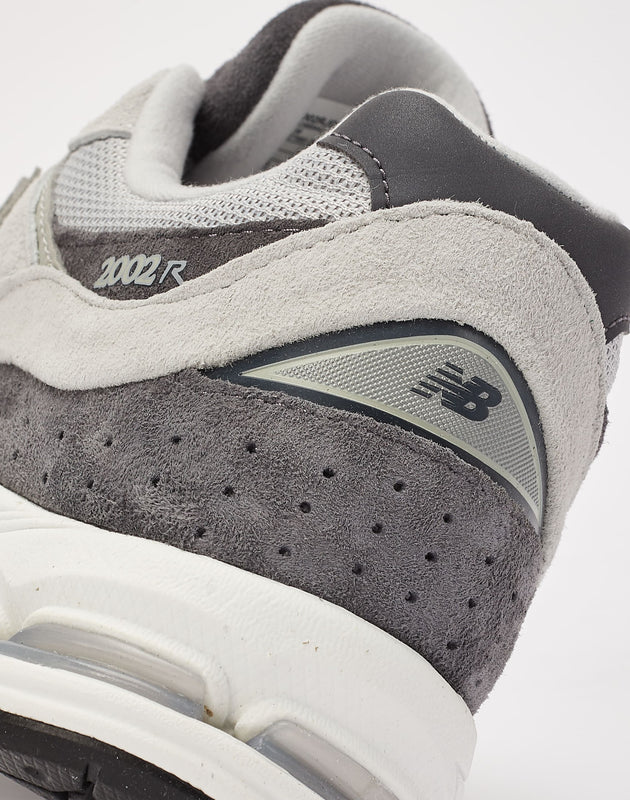 New Balance 2002R – DTLR