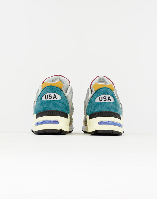 New Balance 990V2 – DTLR