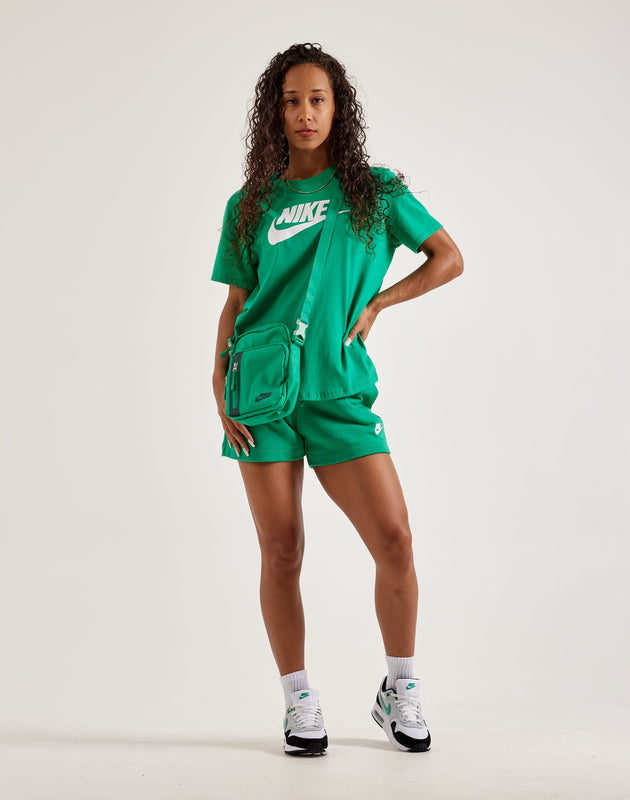 Nike Essential Icon Futura Tee – DTLR