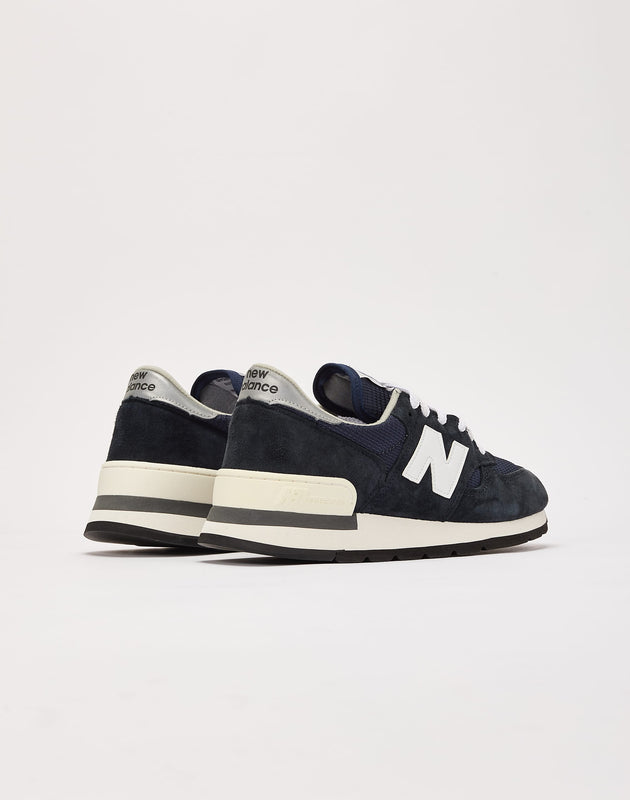 New Balance 990v1 – DTLR
