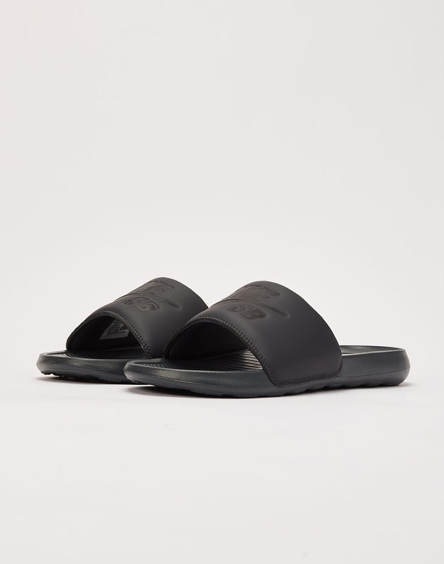 Nike SB Victori One Slides – DTLR