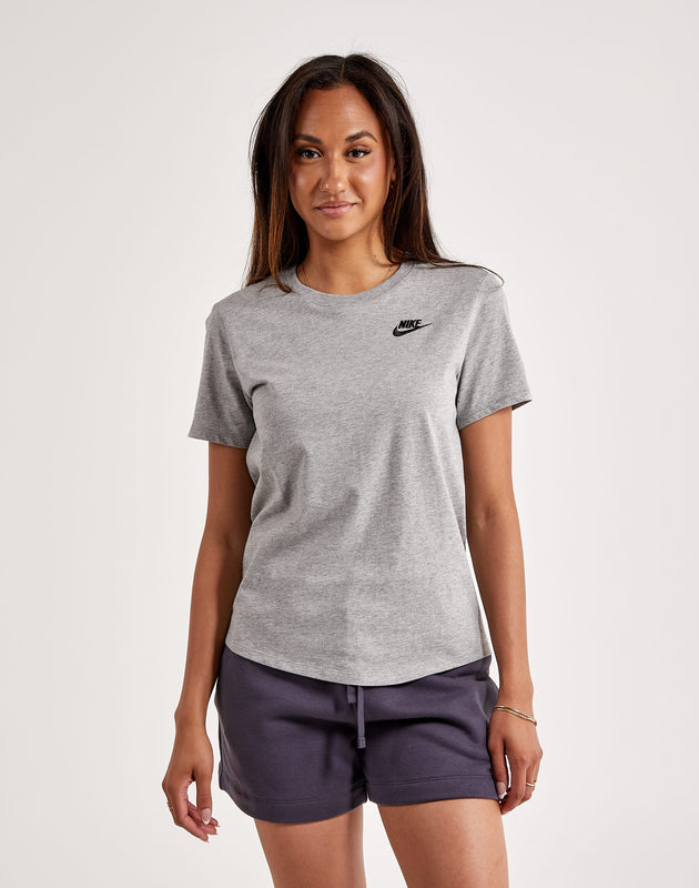 Nike Club Tee – DTLR