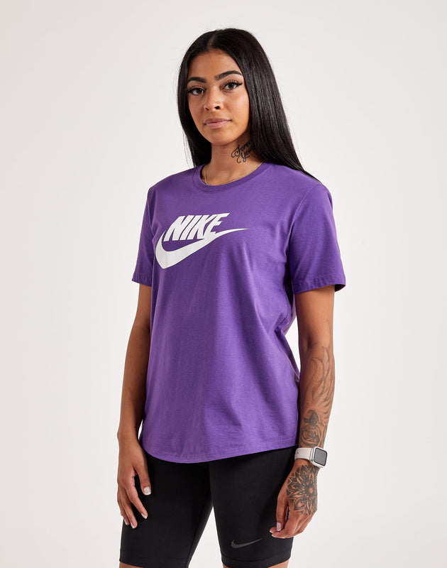 Nike Essential Icon Futura Tee – DTLR
