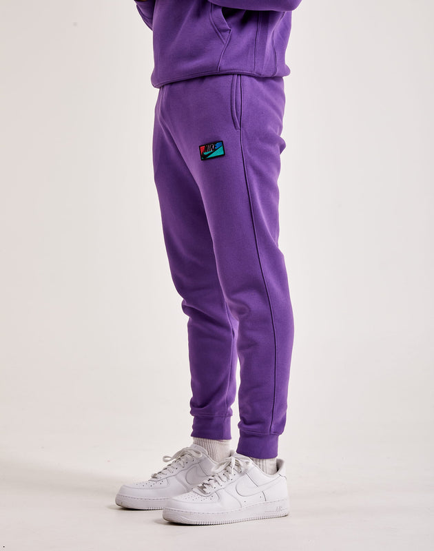 Nike Club Fleece Patch Joggers – DTLR