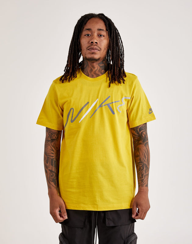 Nike Club Graphic Tee – DTLR
