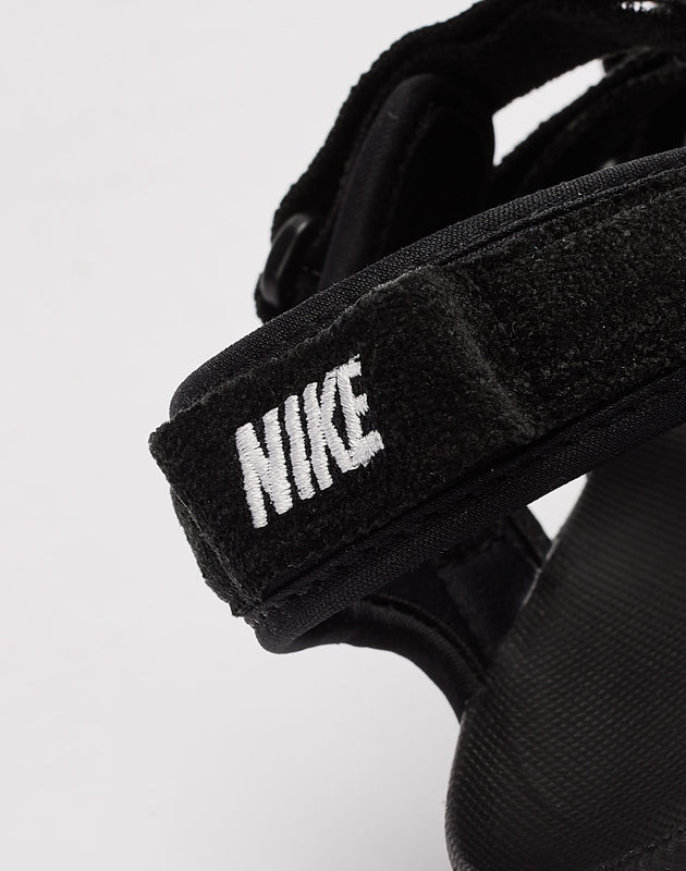 Nike Icon Classic SE Sandals – DTLR