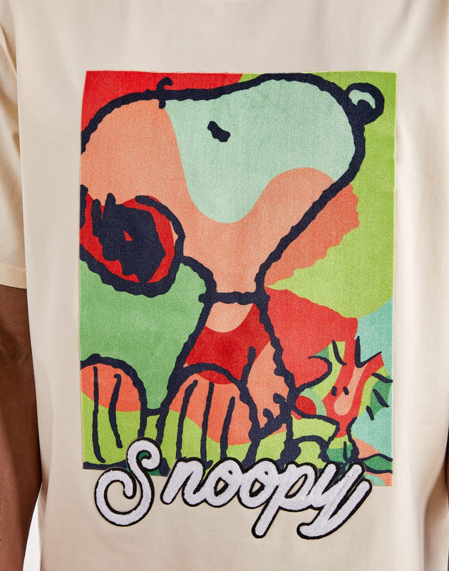 Central Mills Snoopy Glow Tee – DTLR