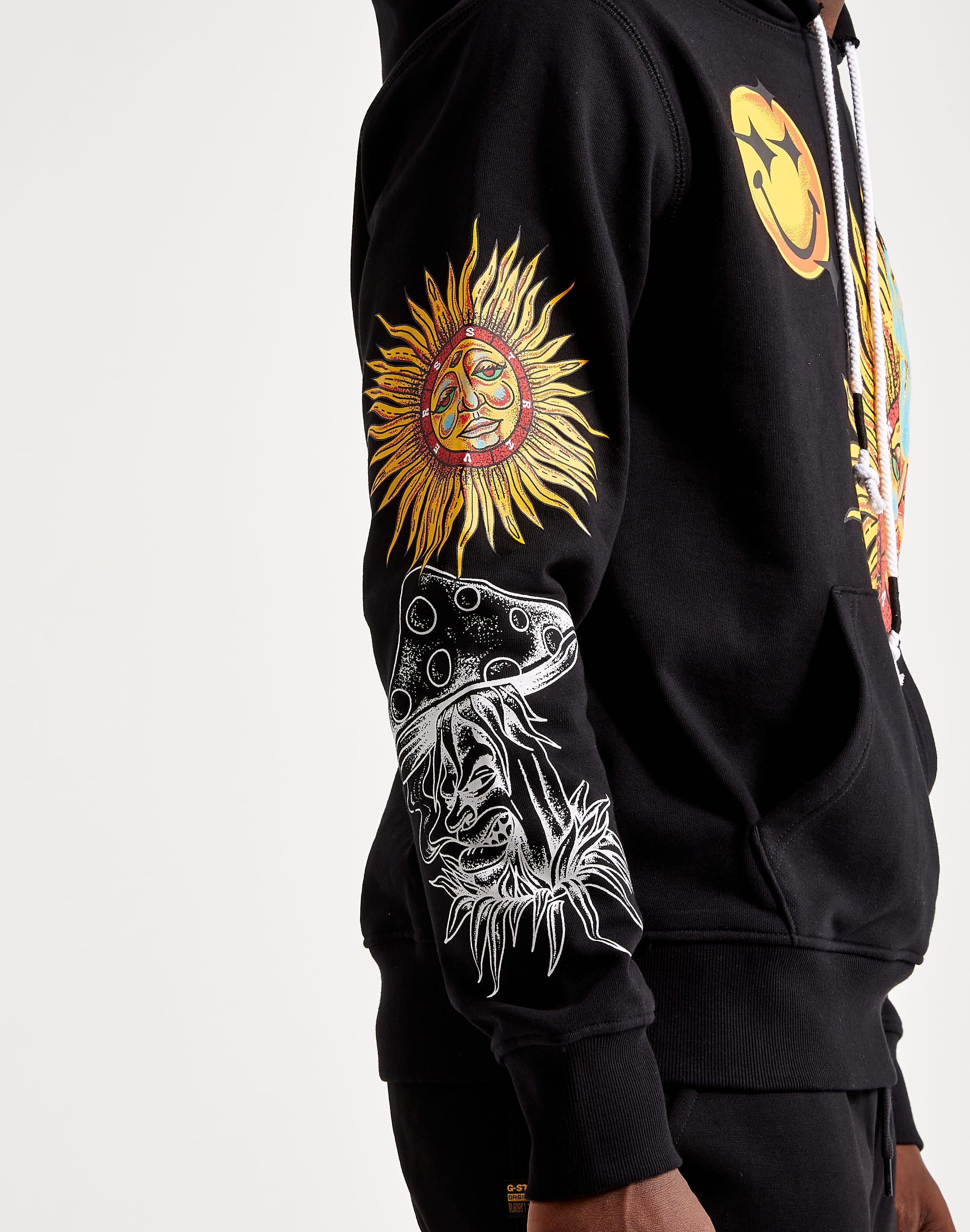 Strivers Row Balance Hoodie – DTLR