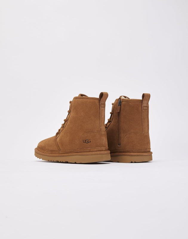 UGG Neumel High Boots Grade-School – DTLR