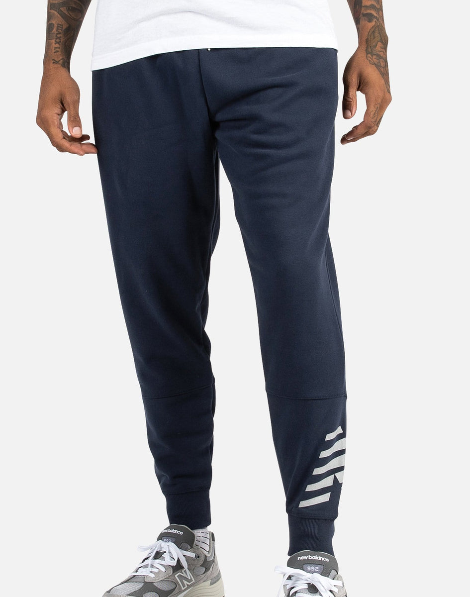New Balance ESSENTIALS GRAPHIC SWEATPANTS – DTLR